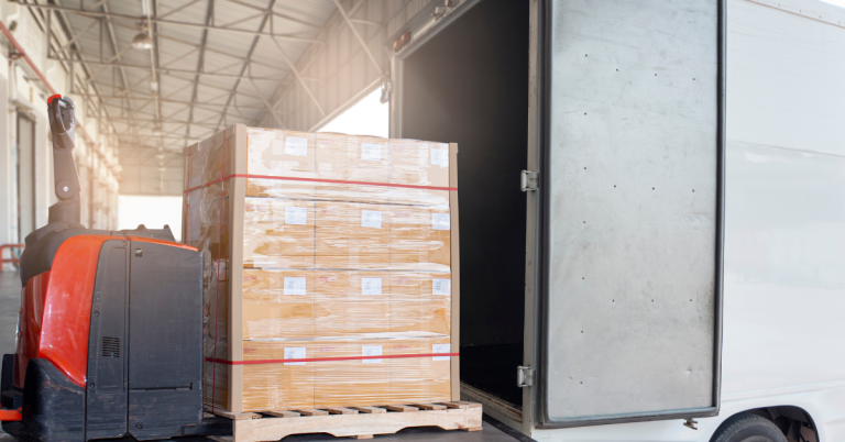 How to Stack Boxes on a Pallet Properly? | CM Pallets