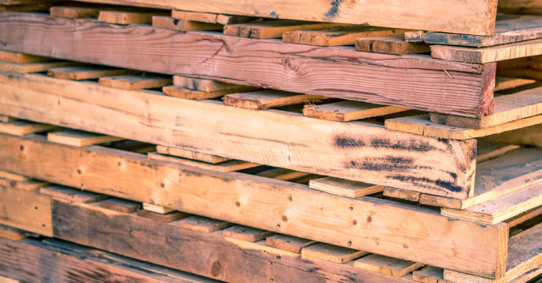 How to Stack Boxes on a Pallet Properly? | CM Pallets
